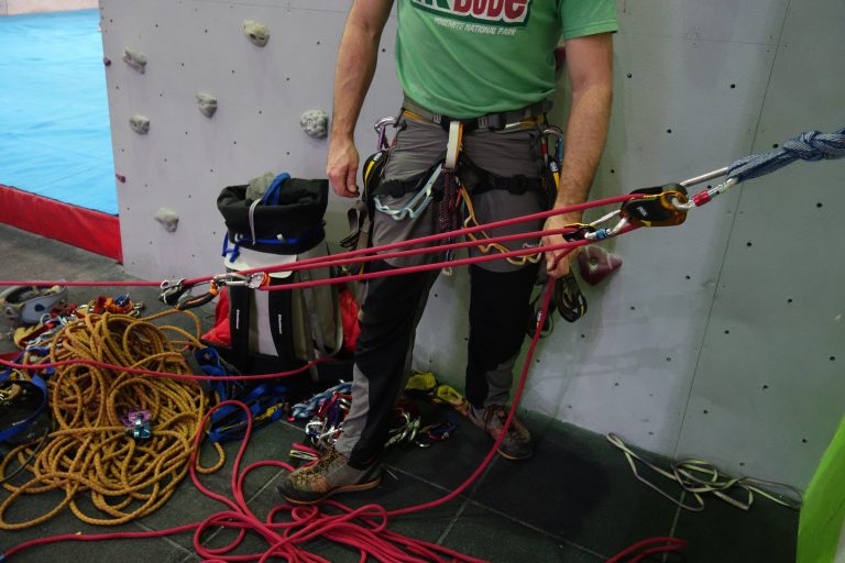Improvised Rescue for Rock Climbers - Snowdonia Mountain Guides